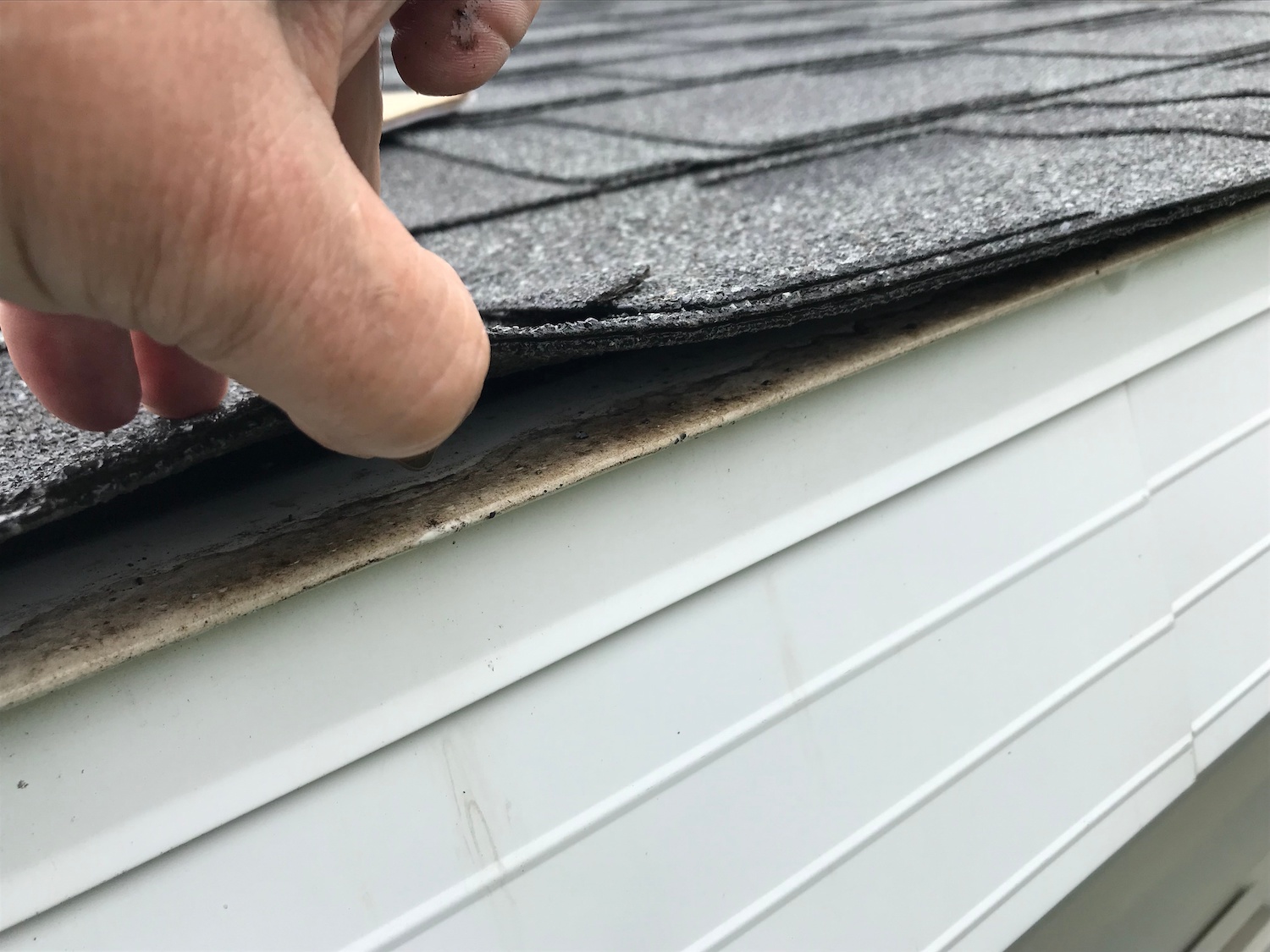 Roof Depreciation 101: Does An Old Roof Lose Value?